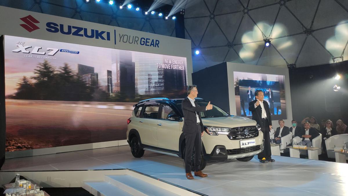 Resmi Dipasarkan di Indonesia, Suzuki XL7 Hybrid Mulai dari Rp 283,9 Juta - Otomotif Liputan6.com