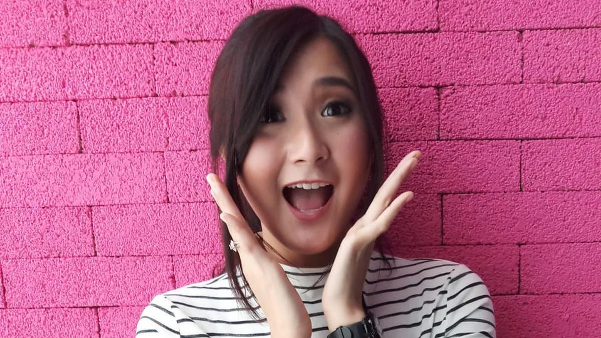 Cerita Christi Colondam yang Dilupakan Sebagai Penyanyi Cilik - ShowBiz ...