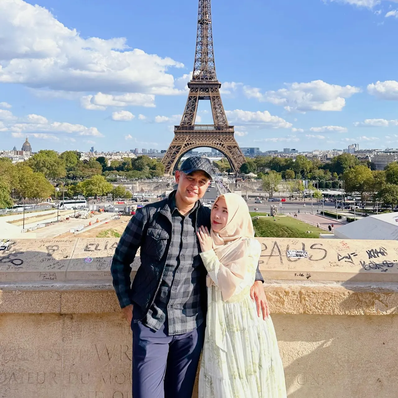 6 Potret Bunda Aliyya Ibu Kamila Asy Syifa, Dekat dengan Gus Zizan - Hot Liputan6.com