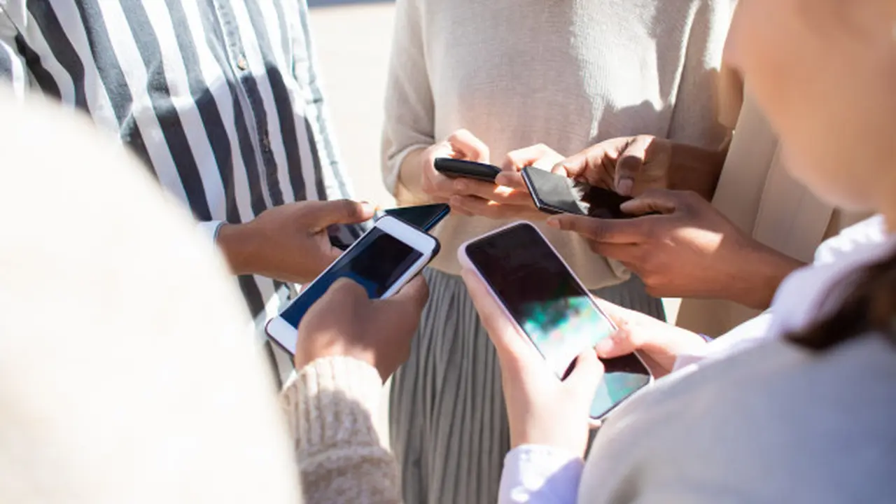 Apa Itu Buzzer? Ketahui Fungsi, Cara Kerja, dan Dampaknya - Ragam Bola.com