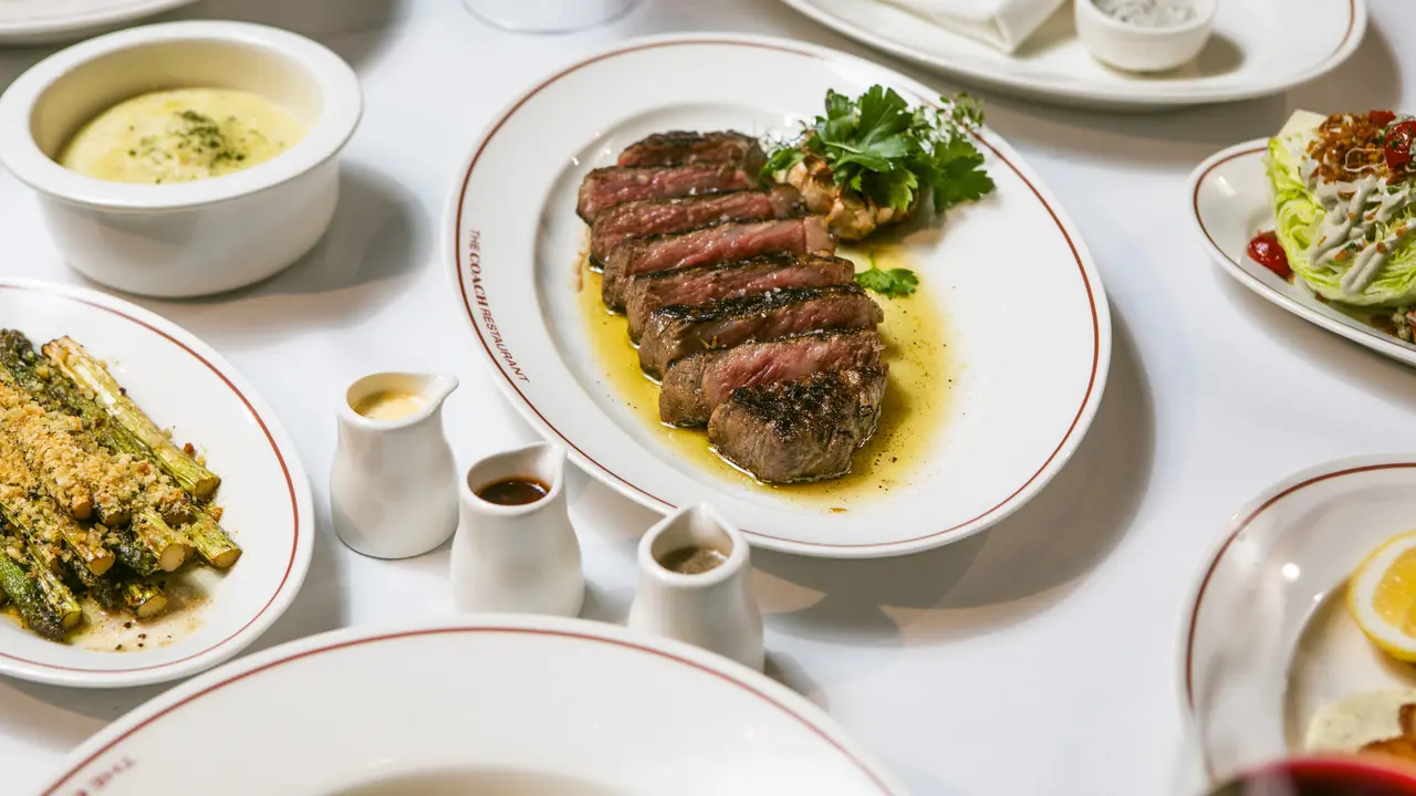 Pertama di Dunia, Coach Perkenalkan The Coach Restaurant di Jakarta ...