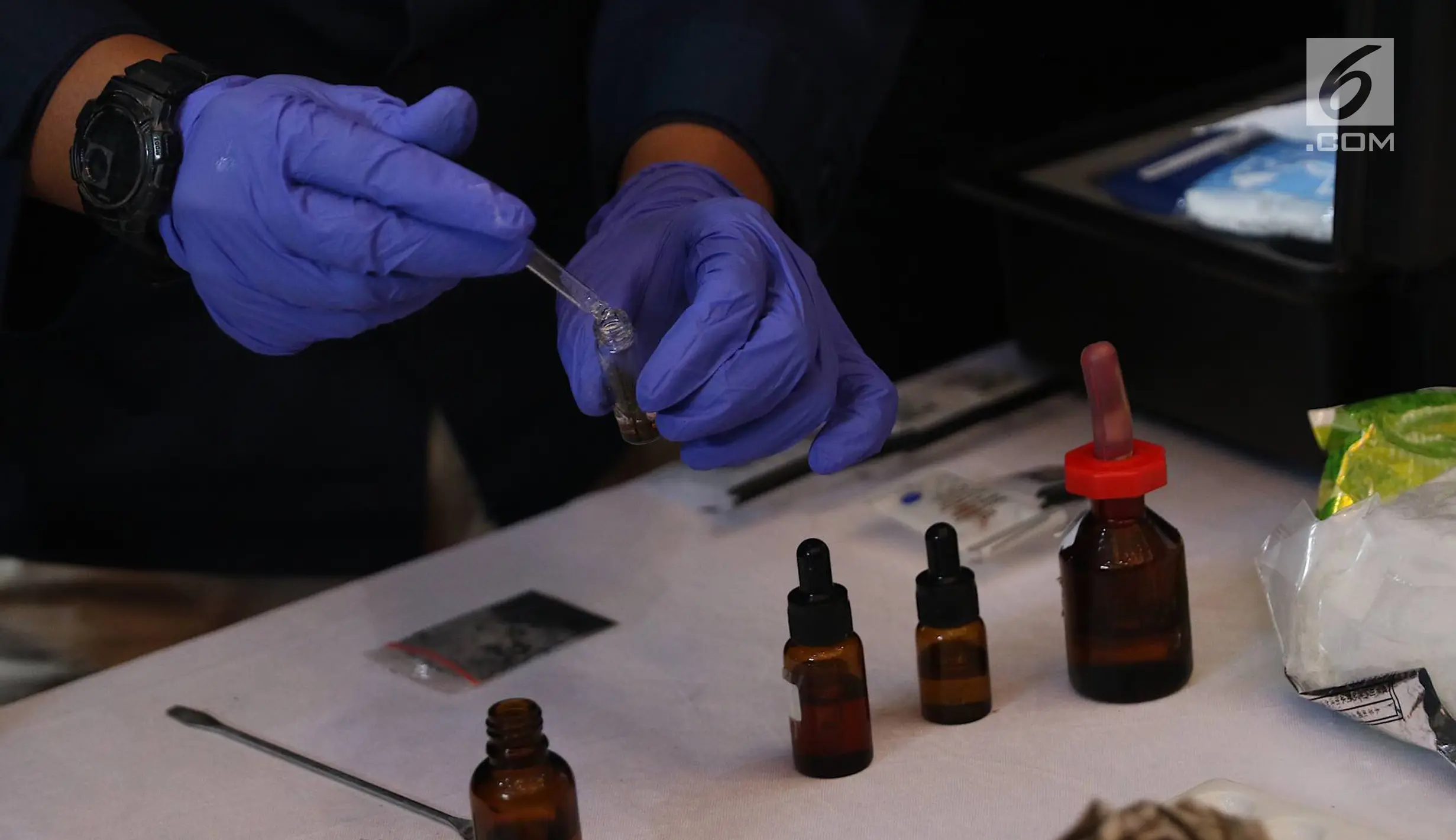 FOTO: Kapolda Metro Jaya Musnahkan Narkoba Hasil Sitaan - Foto Liputan6.com