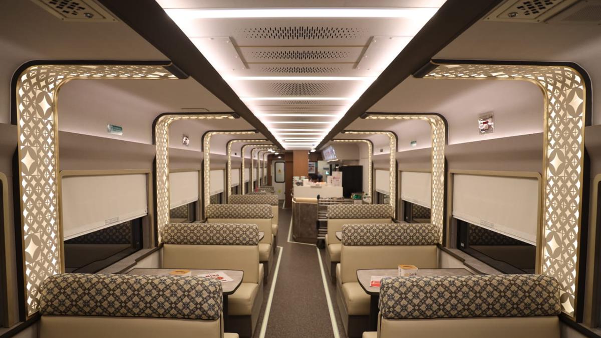 KAI Perkuat Layanan Nataru 2025/2026 dengan 35 Trainset Baru Produksi INKA
