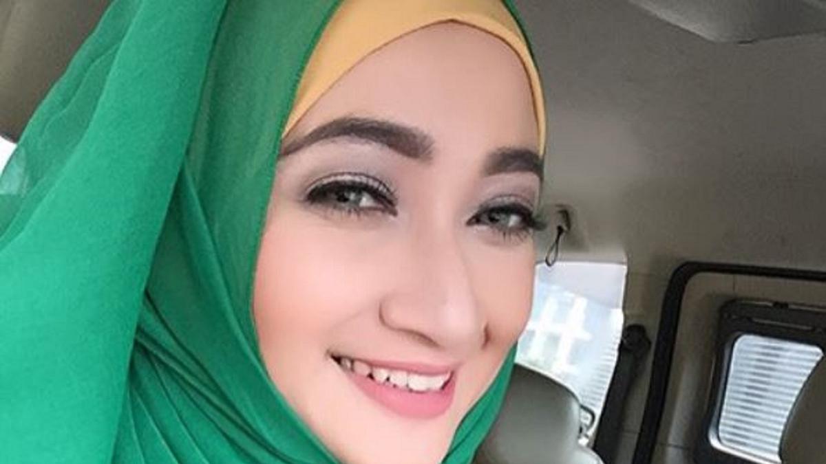 Cantik dan Imut, Bernostalgia dengan Nia Paramitha