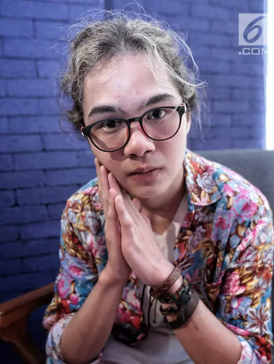 FOTO: Penampilan Santai Dul Jaelani di Kantor KLY - Foto Liputan6.com