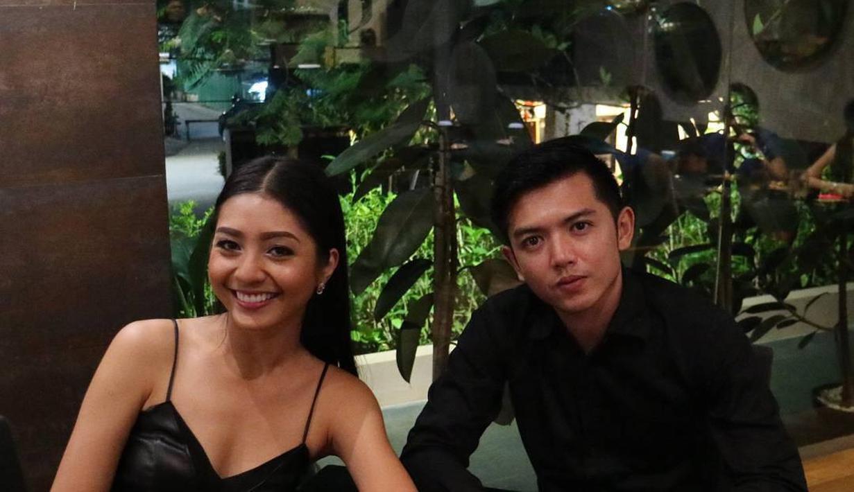 Nicky Tirta dan Liza Elly Sepakat Asuh Anak Bersama - Photo Fimela.com