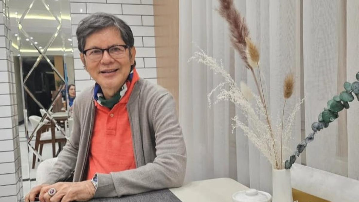 Potret Dapur Rumah Keong Dokter Boyke dengan Desain Klasik Penuh Makna - ShowBiz Liputan6.com