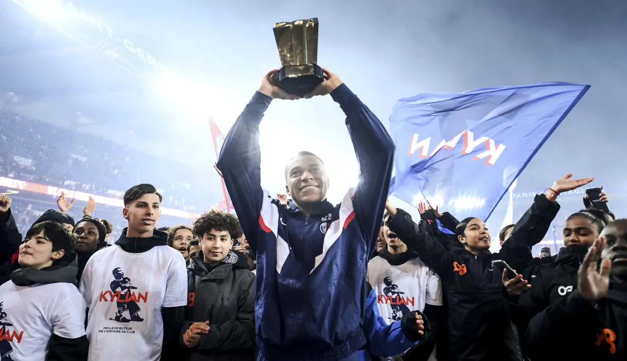Resmi, Kylian Mbappe Jadi Top Skor Sepanjang Masa PSG - Foto Liputan6.com