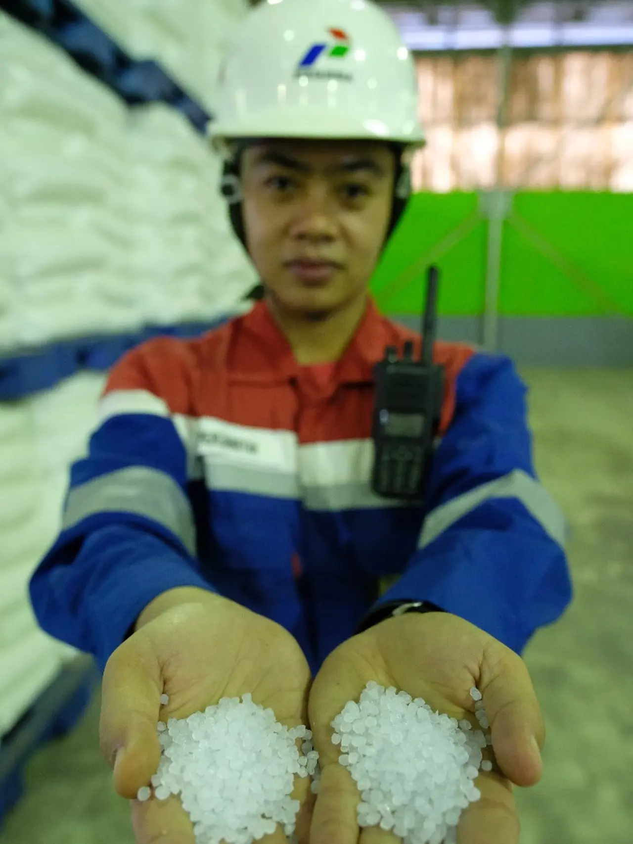 Perbedaan Plastik PET Sekali Pakai dengan Polytam, Bisa Dipakai ...