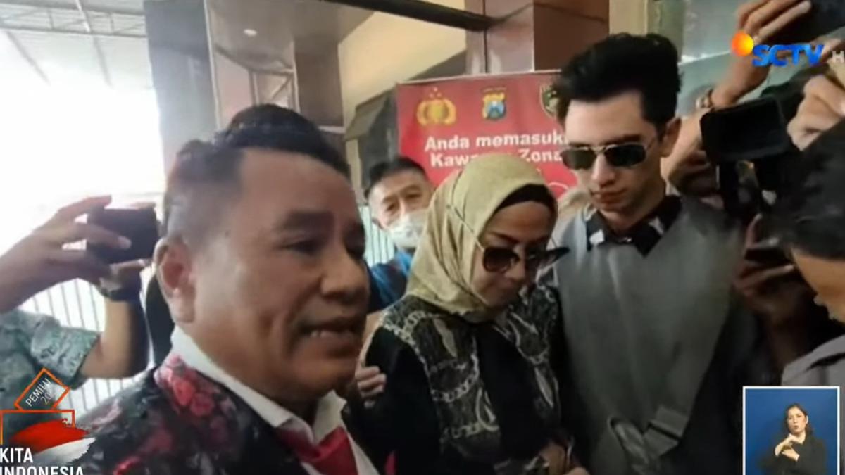Hotman Paris: Tidak Ada Mediasi, Kasus KDRT Venna Melinda Jalan Terus - Surabaya Liputan6.com