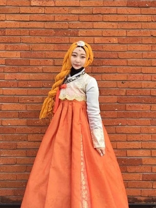 6 Potret Cantik Song Bora, Selebgram Asal Korea Selatan yang Jadi Mualaf - Hot Liputan6.com