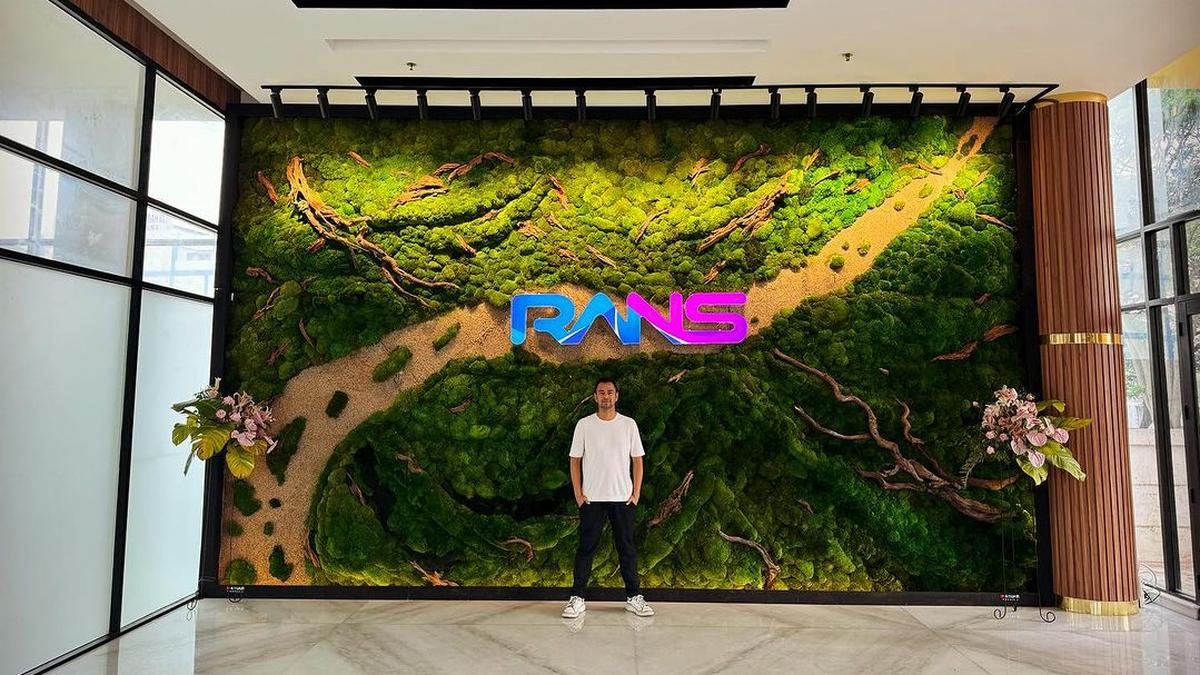 Kantor Rasa Tempat Nongkrong, 10 Potret Interior Estetik Kantor Baru ...