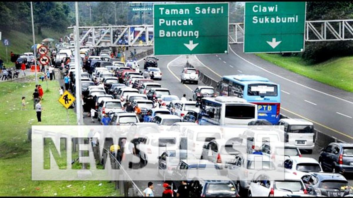 Libur Panjang, Kawasan Wisata Puncak, Padat Sejak Dini Hari - Video Liputan6.com