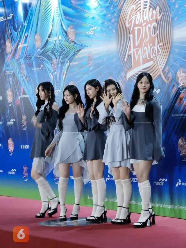 16 Potret Idol K-pop di Karpet Merah Golden Disc Awards 2024, NewJeans ...