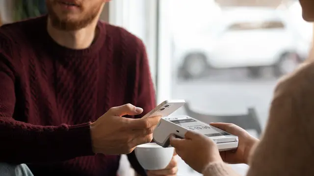 Apa Fungsi NFC di Smartphone? Begini Cara Kerjanya - Hot Liputan6.com