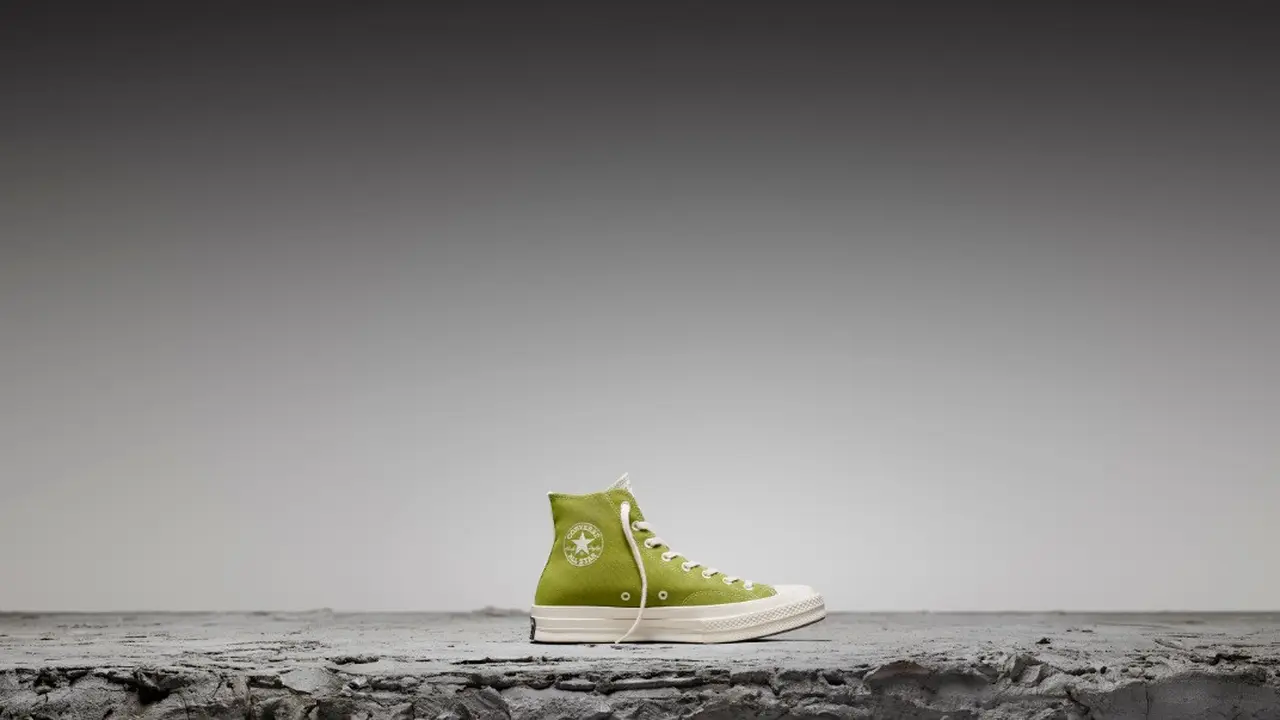 Peduli Lingkungan, 4 Perusahaan Ini Produksi Sepatu dari Limbah Plastik ...