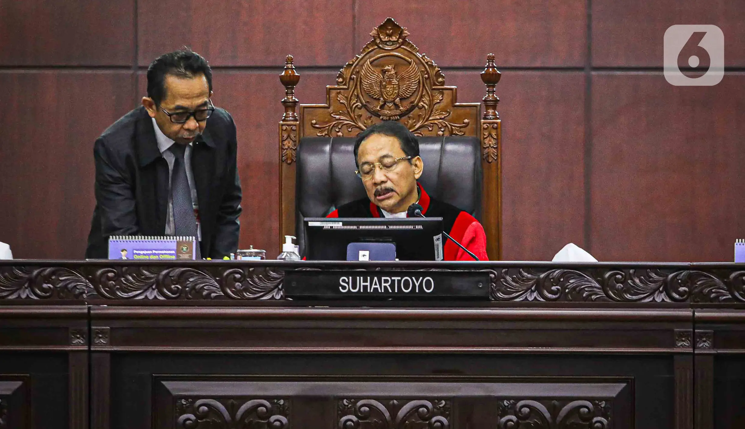 MK Tolak Uji Materi Syarat Usia Minimal Hakim Konstitusi 55 Tahun ...