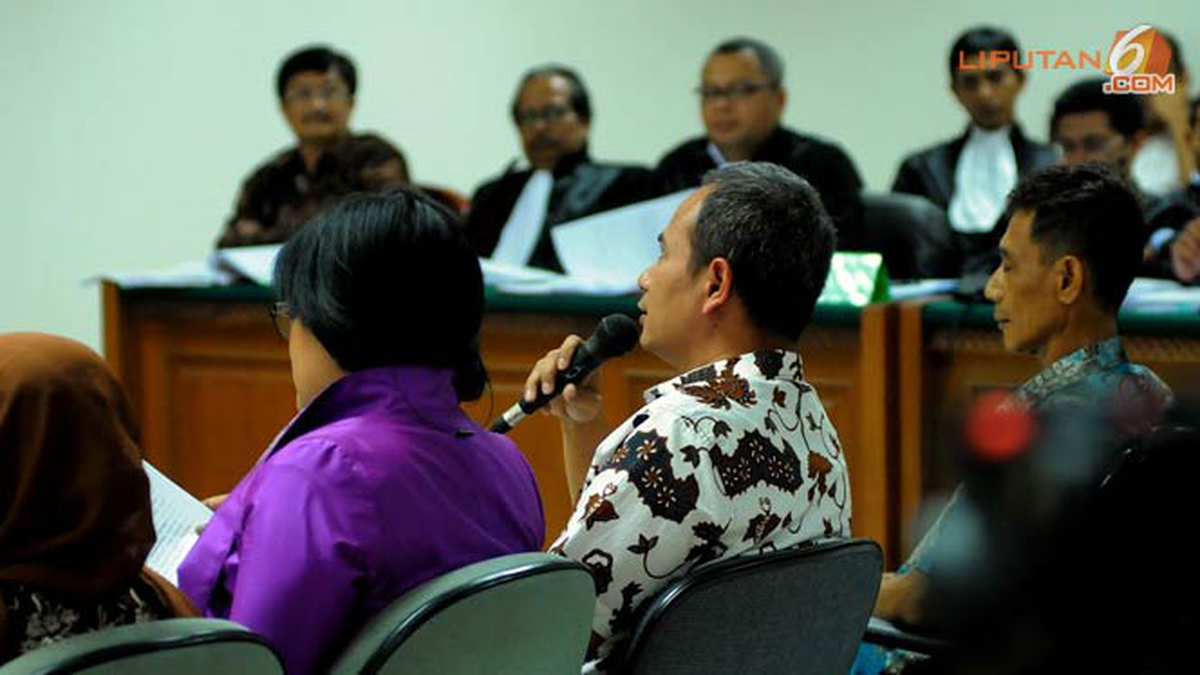 Politisi Demokrat Tri Yulianto 3 Kali Ditanya Hakim Soal THR Rudi ...