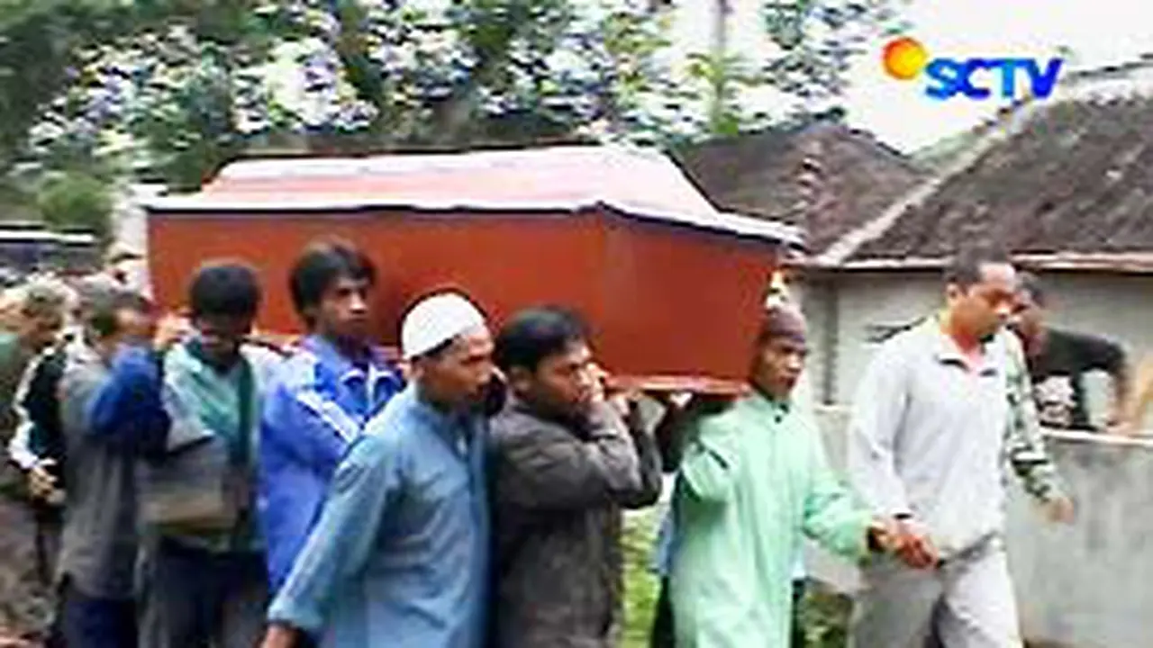 Jenazah Dua Pembantu Noordin M. Top Dikuburkan - News Liputan6.com