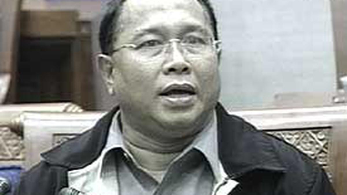 Rachland Nashidik: Indra Setiawan Harus Diperiksa Intensif - News ...