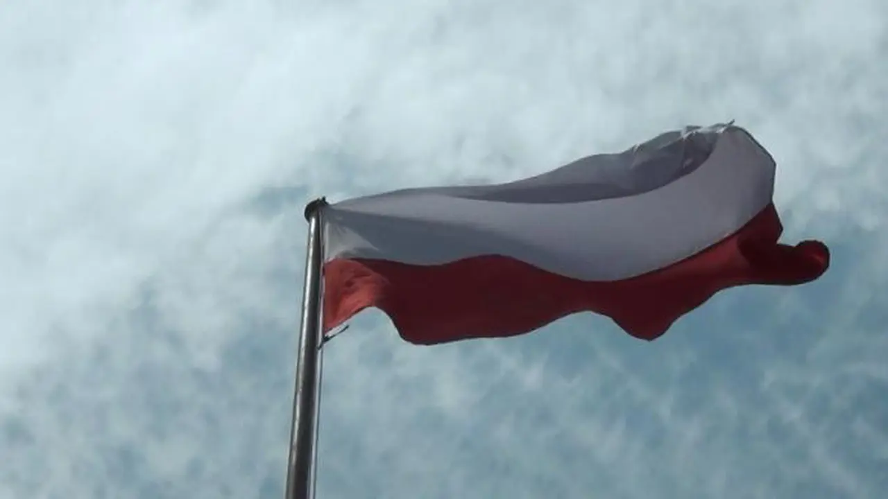 Lirik Lagu Bagimu Negeri Ciptaan R.Kusbini, Lengkap dengan Maknanya ...