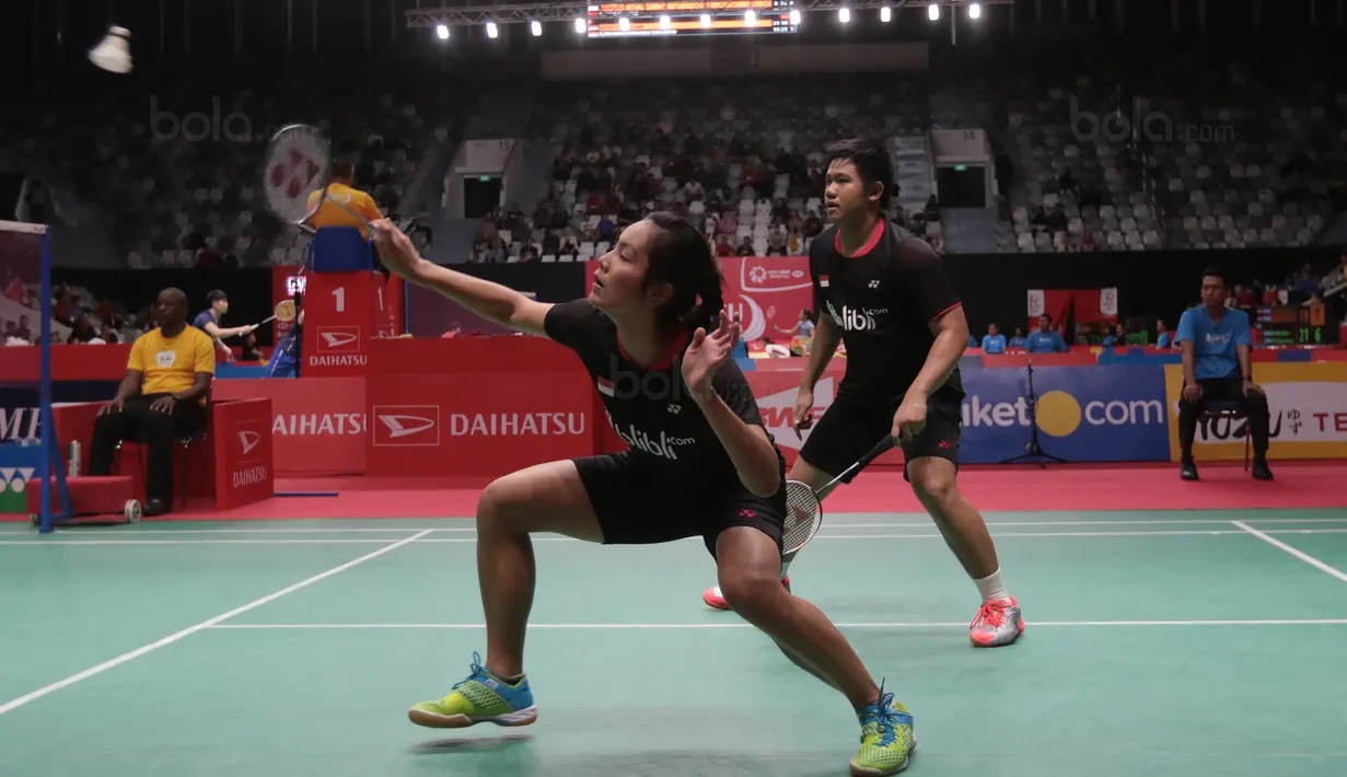 Foto: Debby Susanto dan Ricky Karanda Tumbang di Tangan Pasangan Muda ...