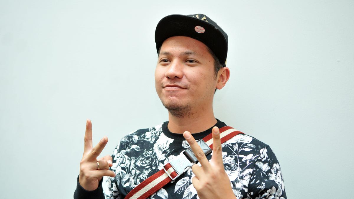 Gading Marten Mengaku Jarang Hubungi Ibu Kandungnya - ShowBiz Liputan6.com