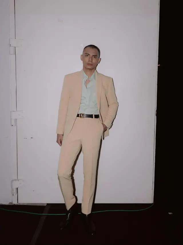 Allan Anderson 2nd Chance Ungkap Gaya Busana Andalan: Simpel, Unik ...