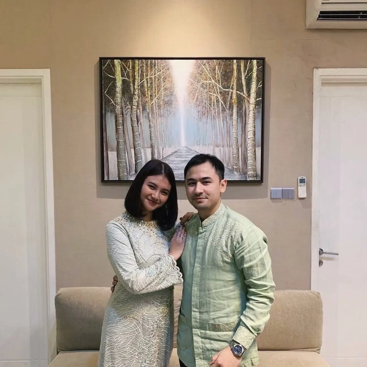 3 Tahun Bersama, Ini 6 Potret Mantan Artis Cilik Ade Surya Akbar dan Istri - Hot Liputan6.com