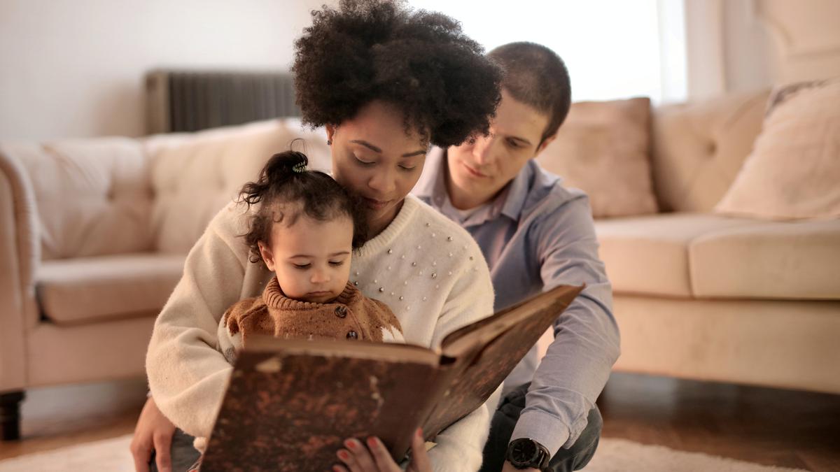 Permainan Anak yang Dapat Mengasah Kecerdasan Linguistik - Parenting ...