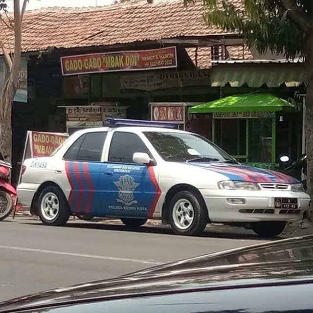 10 Potret Modifikasi Timor, Sedan Nasional Tua yang Berasa Dibangkitkan ...