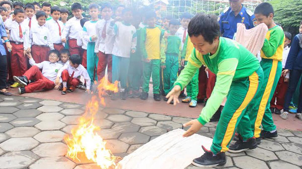Pentingnya Pengenalan Penanganan Bahaya Api Sejak Dini - Citizen6 ...
