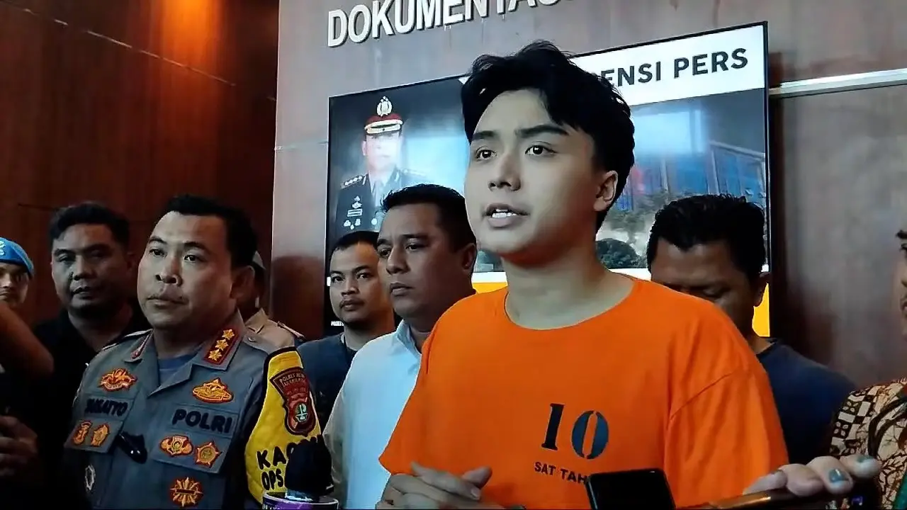 Beberapa Fakta Leon Dozan Diduga Lakukan Penganiayaan dan Hina Polisi ...