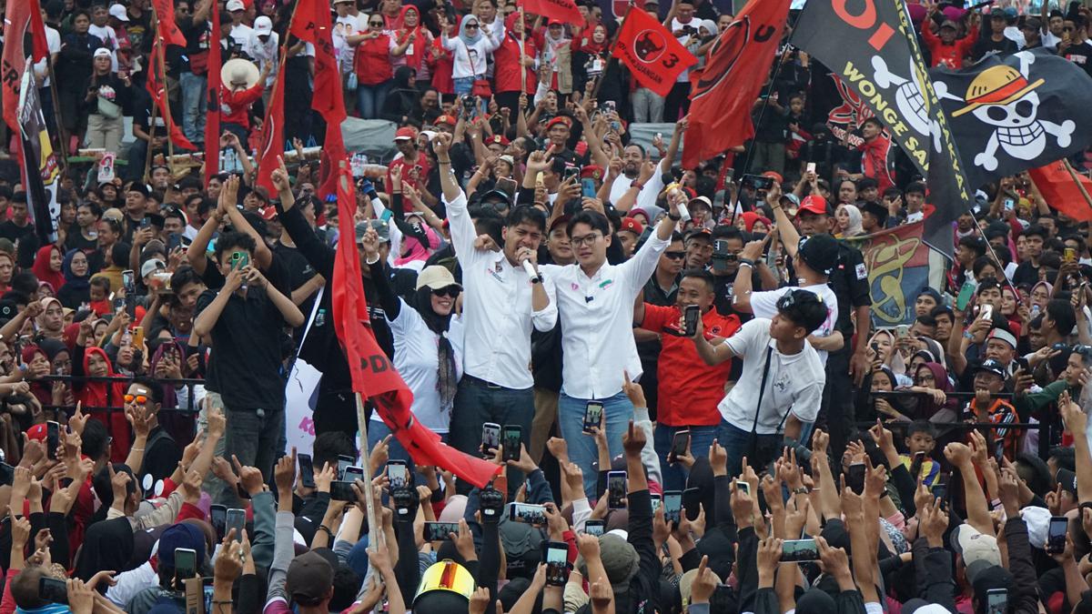 Keluarga Tiga Eks-Bupati Tegal Bersatu Dukung Bima-Mujab, Hadiri ...