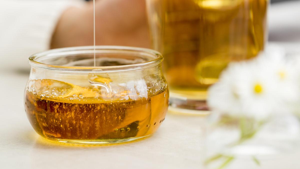 5 Cara Mudah Mengetahui Perbedaan Madu Asli dan Palsu - Food Fimela.com