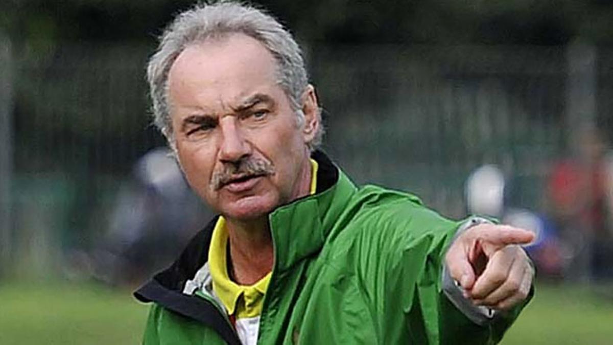 Kisah Alfred Riedl dan Timnas Indonesia - Bola Liputan6.com