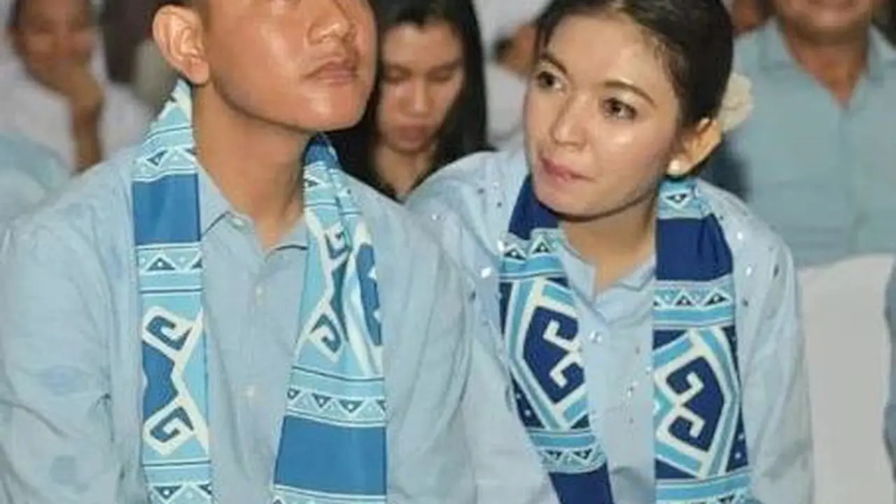 Wajah Gibran Rakabuming Diwawancara Media Usai Pulang dari Inggris ...