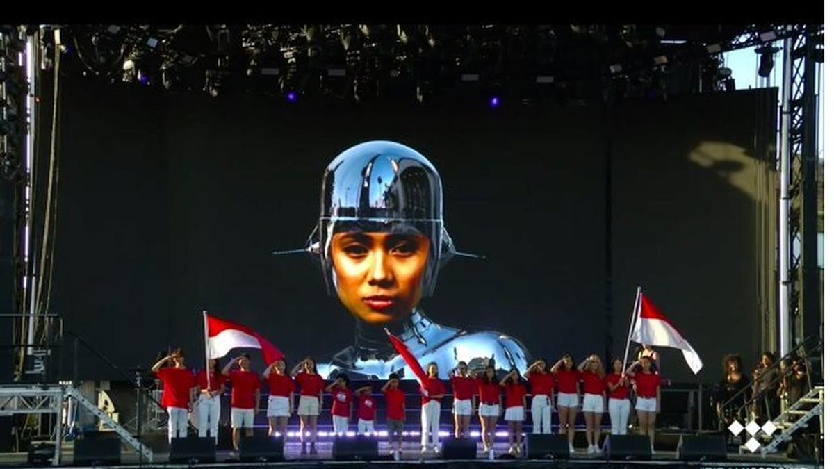 Gaya 3 Musisi Tanah Air di Panggung Musik Amerika, Bawakan Lagu ...
