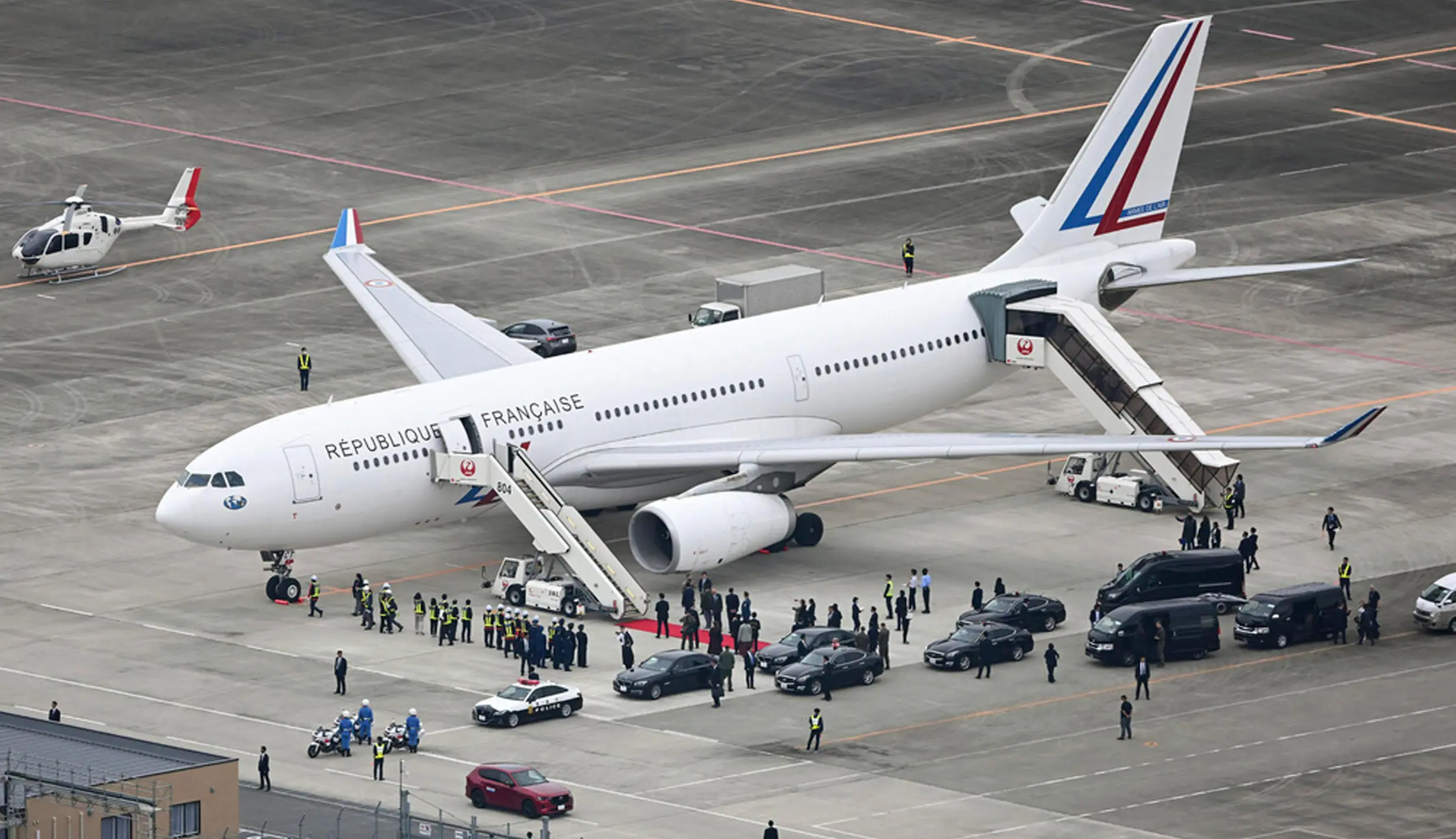 Tiba di Hiroshima, Presiden Ukraina Volodymyr Zelenskyy Dijadwalkan Hadiri Langsung KTT G7 ...