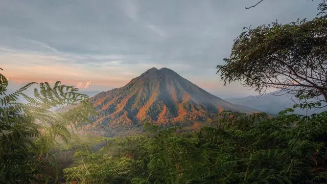 6 Fakta Menarik Gunung Ranti yang Bersebelahan dengan Kawasan Ijen di ...