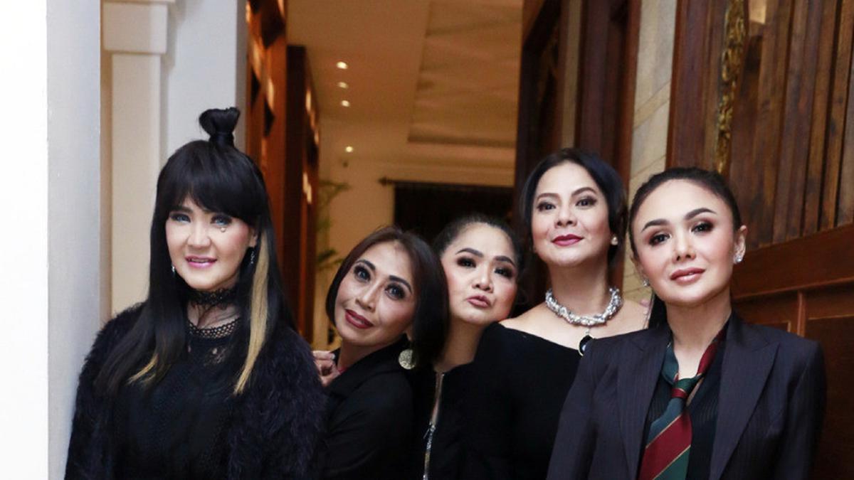 Grup Vokal Rumpies Kembali Eksis dengan Single Kasih Putih - ShowBiz ...