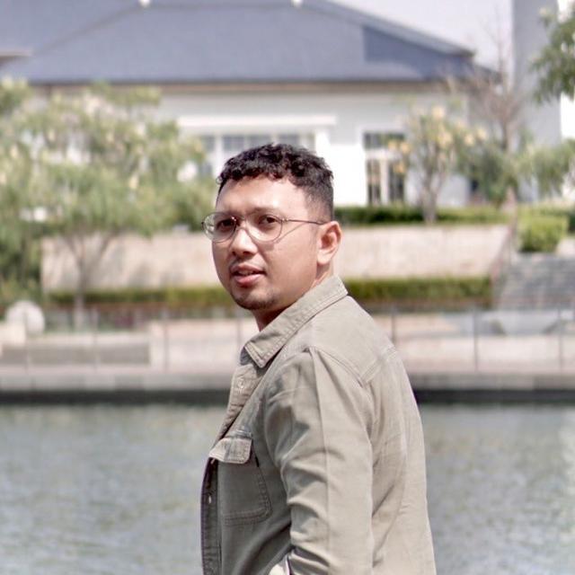 6 Fakta Film Keluarga Super Irit Karya Danial Rifki: Adu Akting Dwi ...