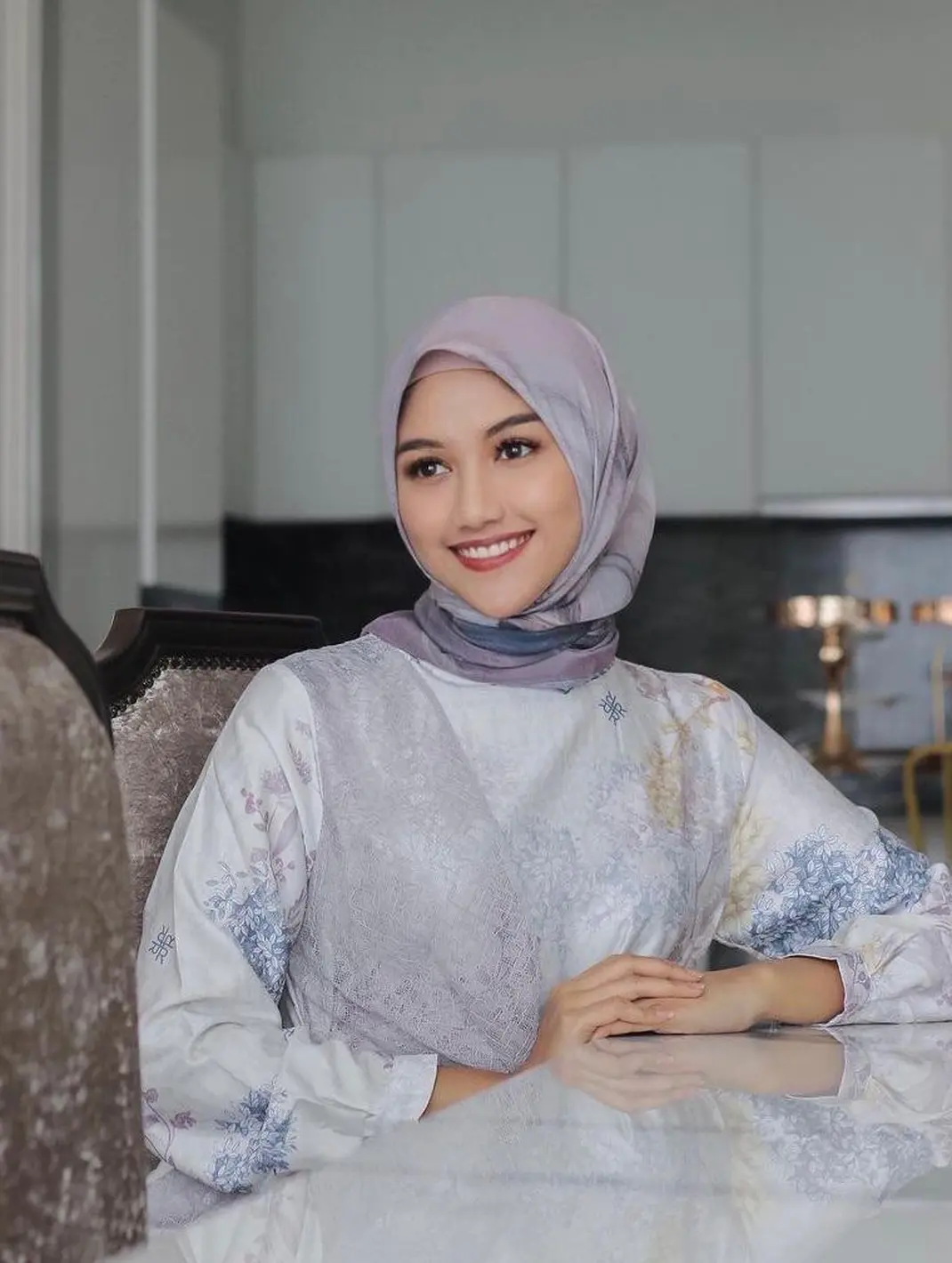 8 Tren Gaya Hijab untuk Lebaran 2023 dari Ayana Moon hingga Shireen Sungkar