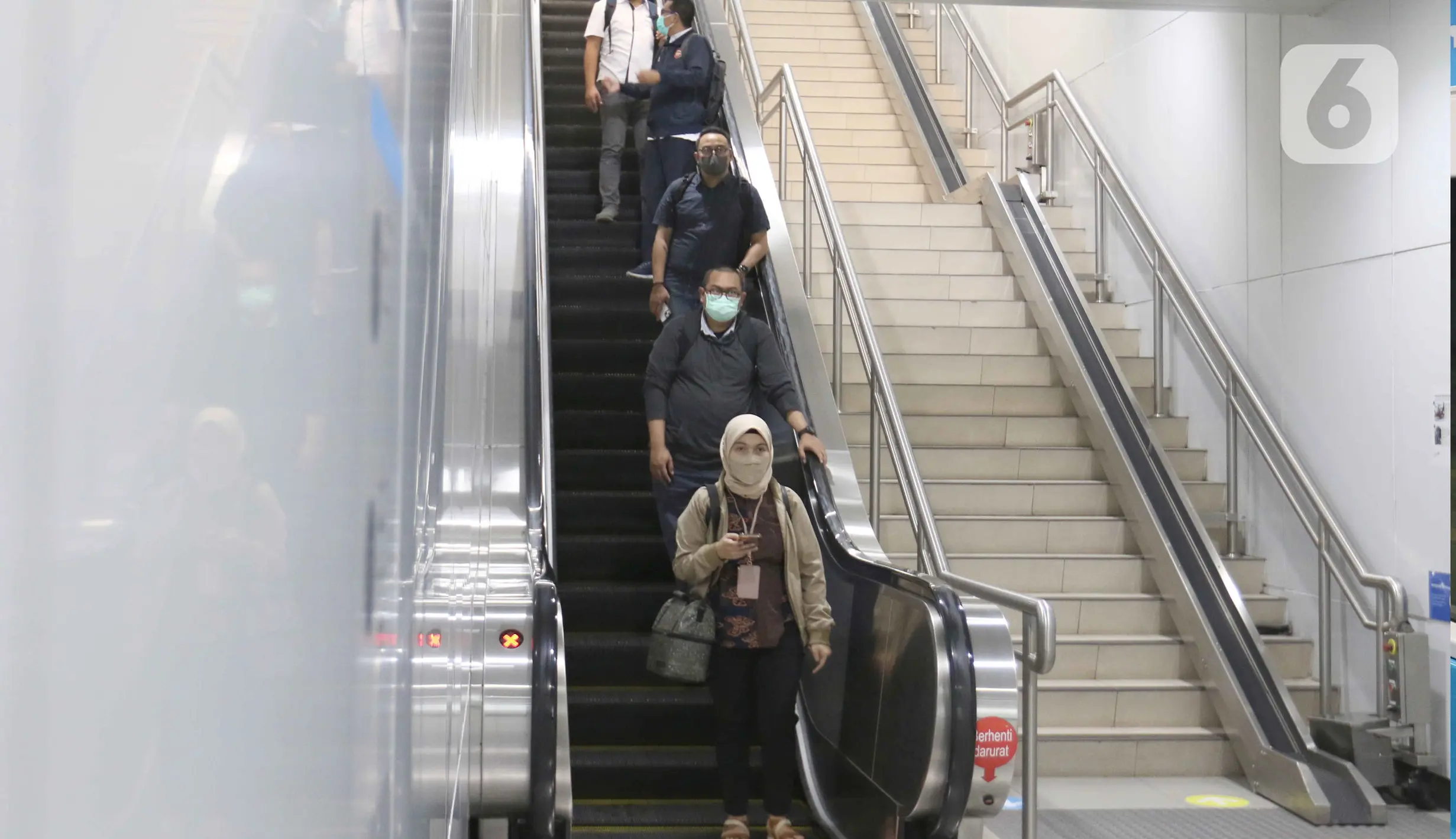 PPKM Level 1, PT MRT Jakarta Rubah Kebijakan Operasional - Foto ...