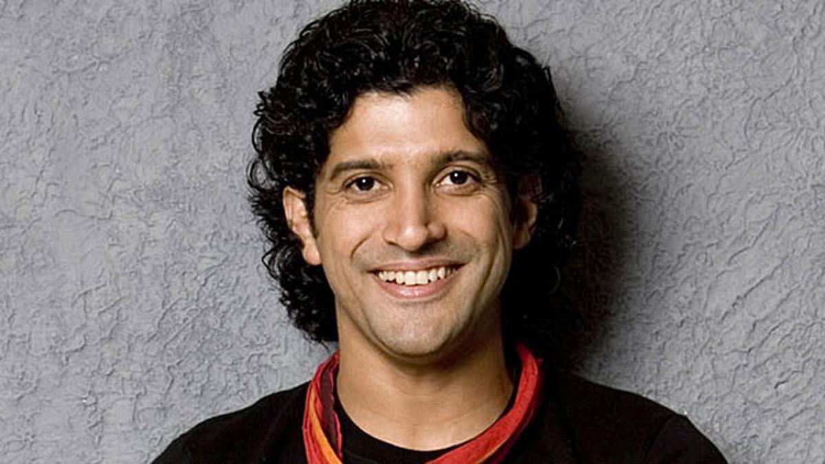 Kalahkan Shahrukh Khan, Farhan Akhtar Raih Best Aktor - ShowBiz ...