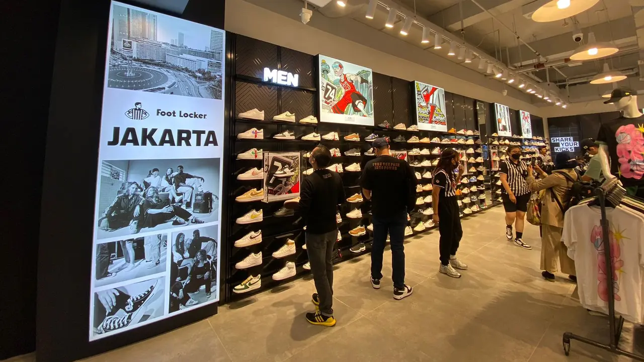 Tampil Stylish dengan Ragam Pilihan Sneakers di Foot Locker Kota Kasablanka