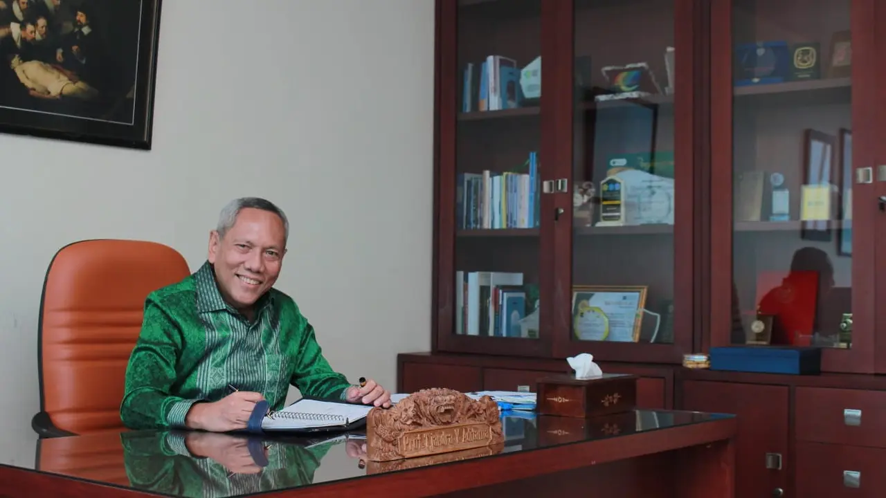 Cara Mendapatkan Gelar Profesor, Persiapan yang Harus Dilakukan Sejak ...