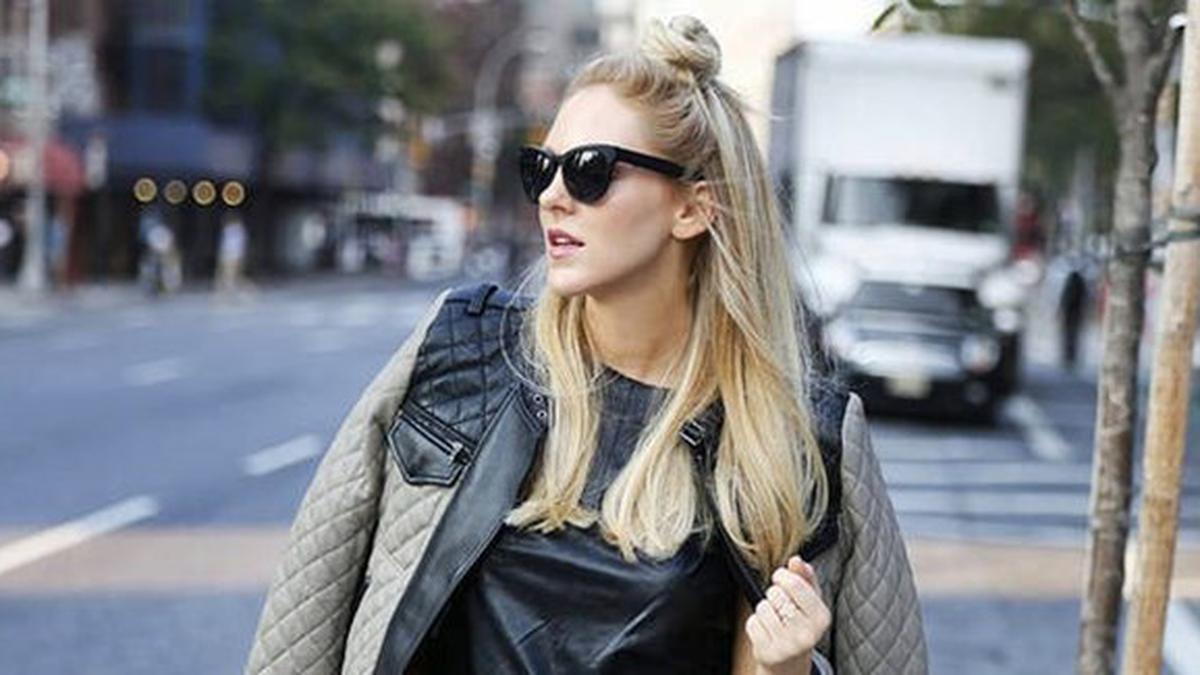 The Hun (Half-Bun) Yang Lagi Hits Ini Bisa Kamu Buat Dalam 2 Menit (+Video)