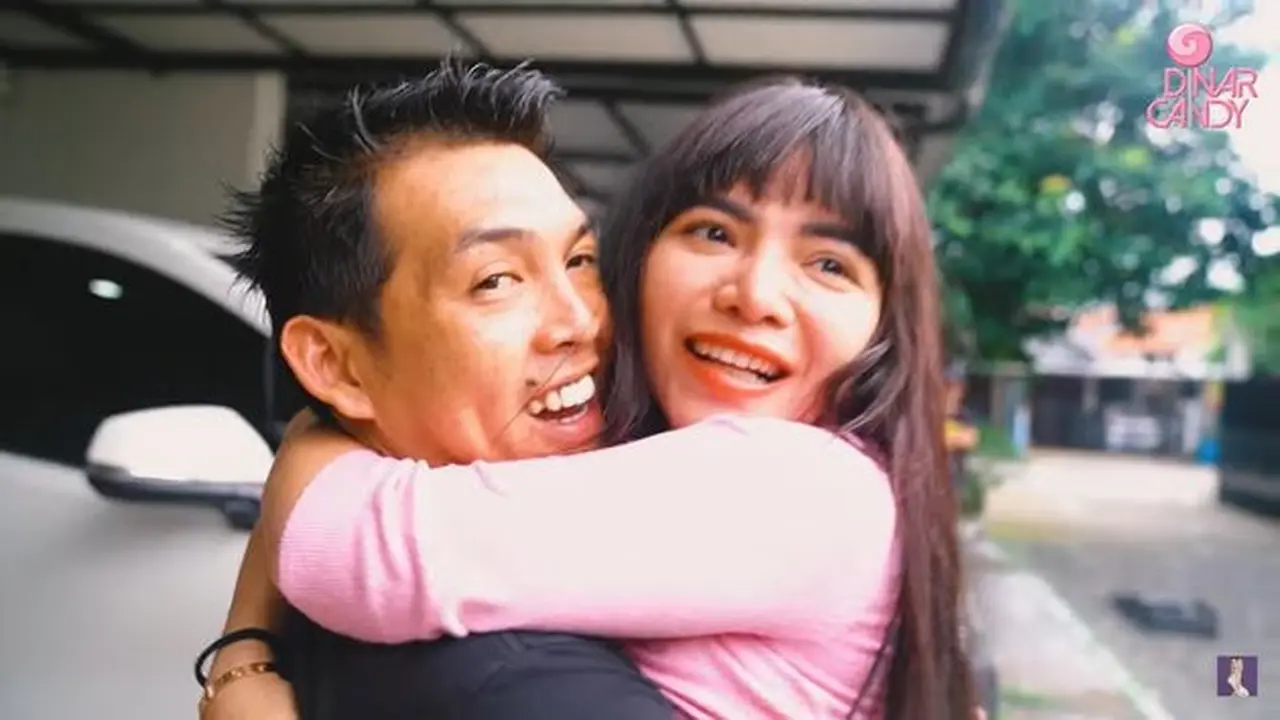 Dinar Candy Akui Tak Diizinkan Ko Apex Nge-DJ dan Tinju, Sebut Kekasihnya Cemburuan - ShowBiz ...