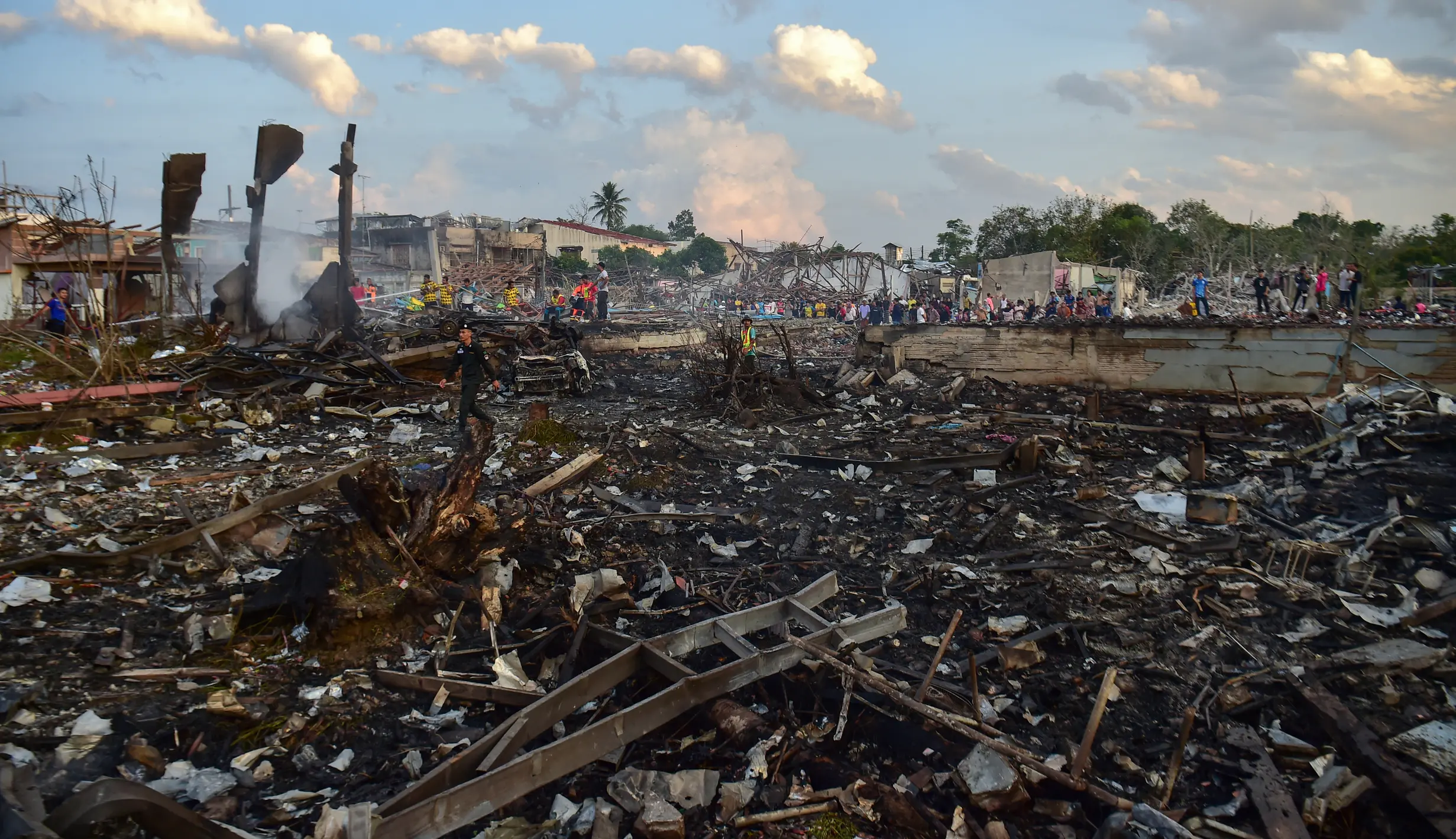 Seperti Ini Kondisi Gudang Kembang Api yang Meledak dan Tewaskan 9 ...
